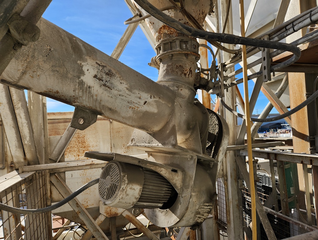 SILO 350 BB #4 - EarthWORKS Machinery Company