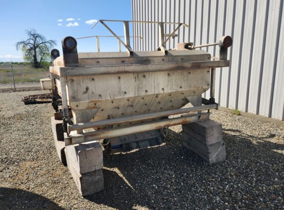 WEIGH HOPPER - Aggregate Weigh Hopper - EarthWORKS Machinery Company